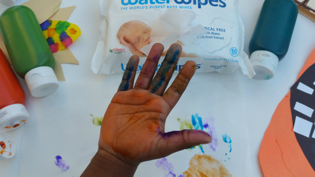 Thanksgiving Crafts, Messy Kids and Tips for Easy Clean Up