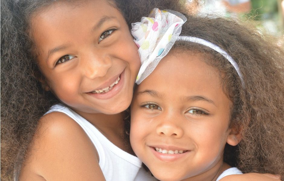 5 Parenting Habits That Foster Strong Sibling Bonds